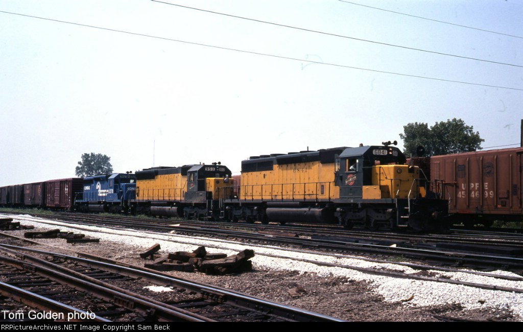 CNW 6841, 953, and CR 6378